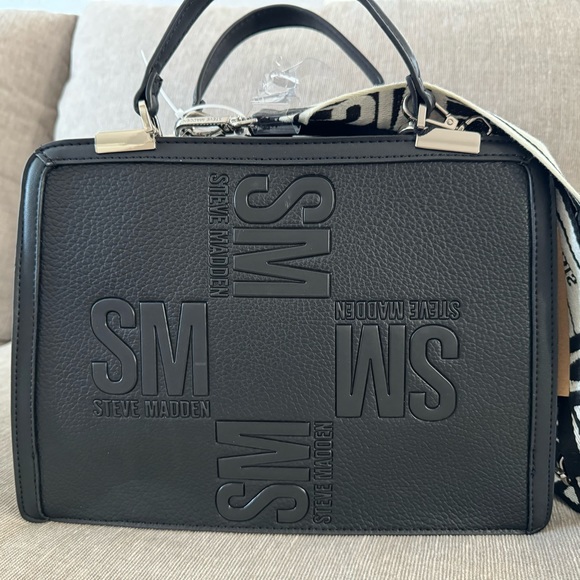 Steve Madden | Bags | Steve Madden Black Bmateo Crossbody Bag | Poshmark